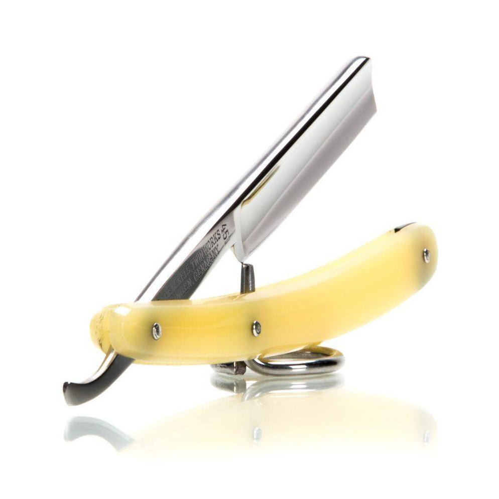 Click or scroll to zoom