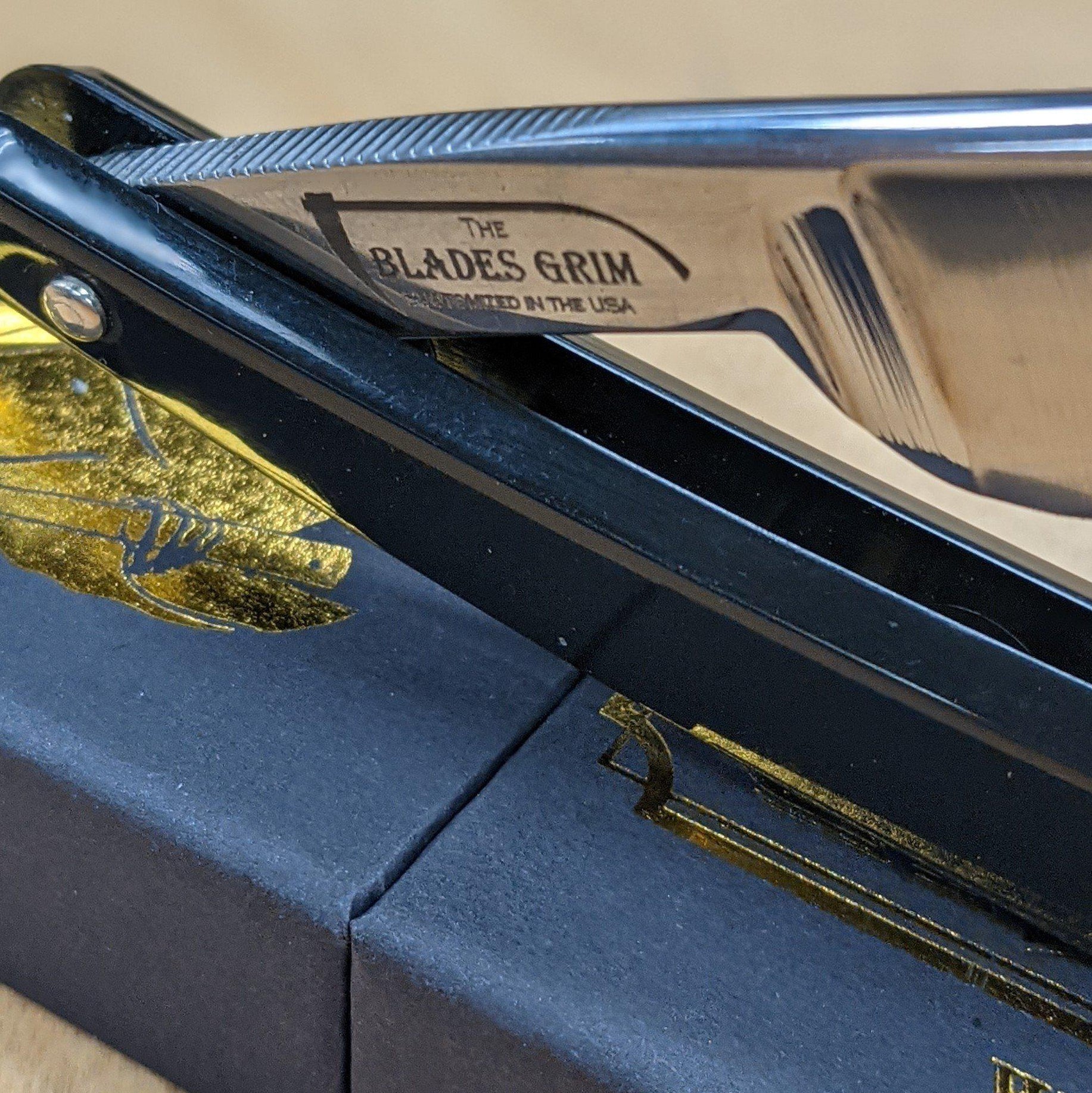 Click or scroll to zoom