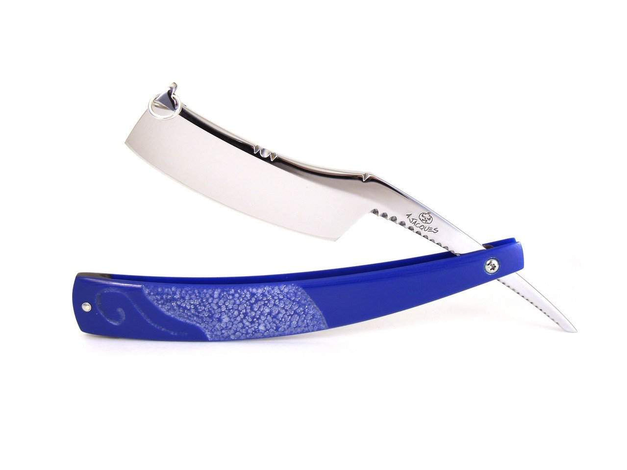 Click or scroll to zoom