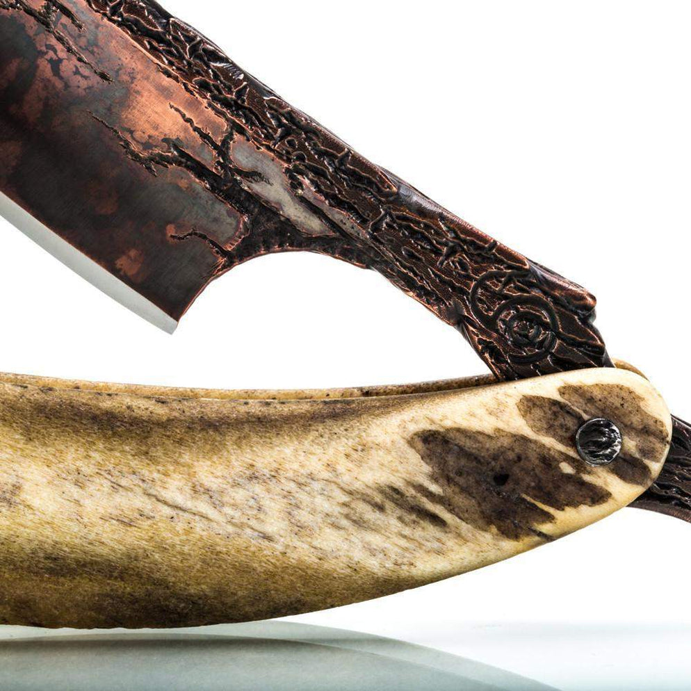 Click or scroll to zoom