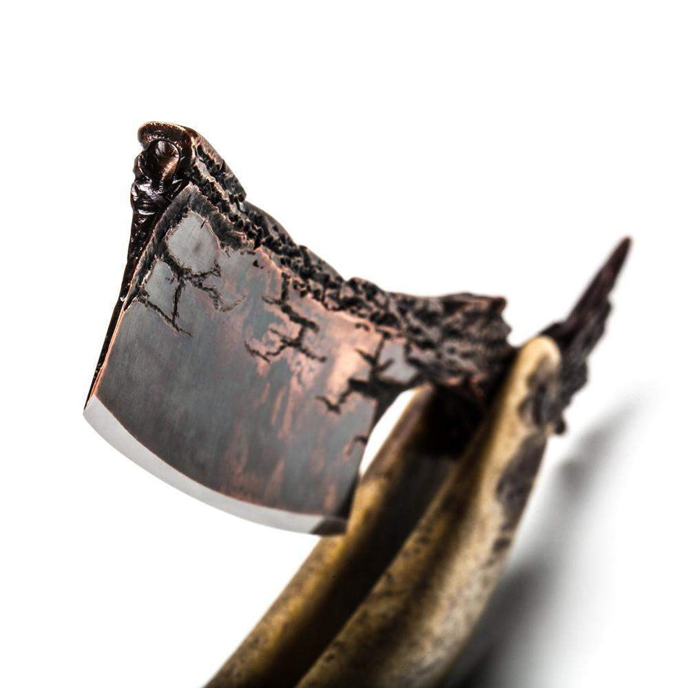 Click or scroll to zoom