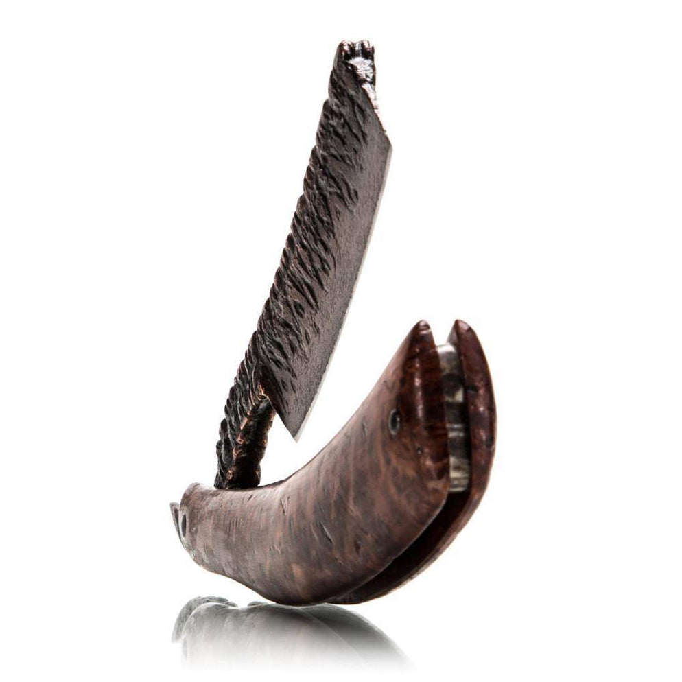 Click or scroll to zoom