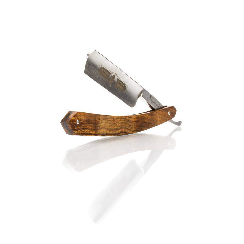 Click or scroll to zoom